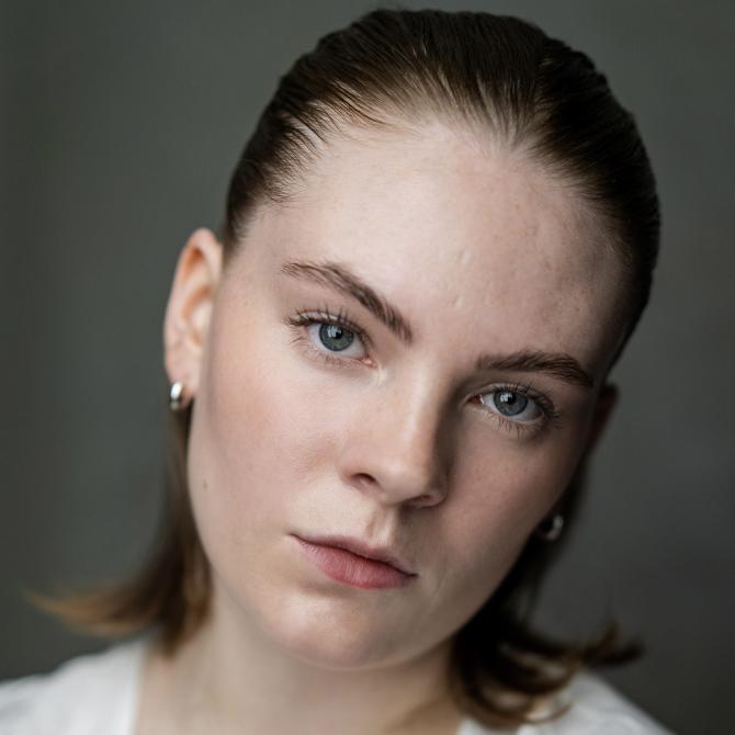 Molly Bryson | London academy of music & dramatic art